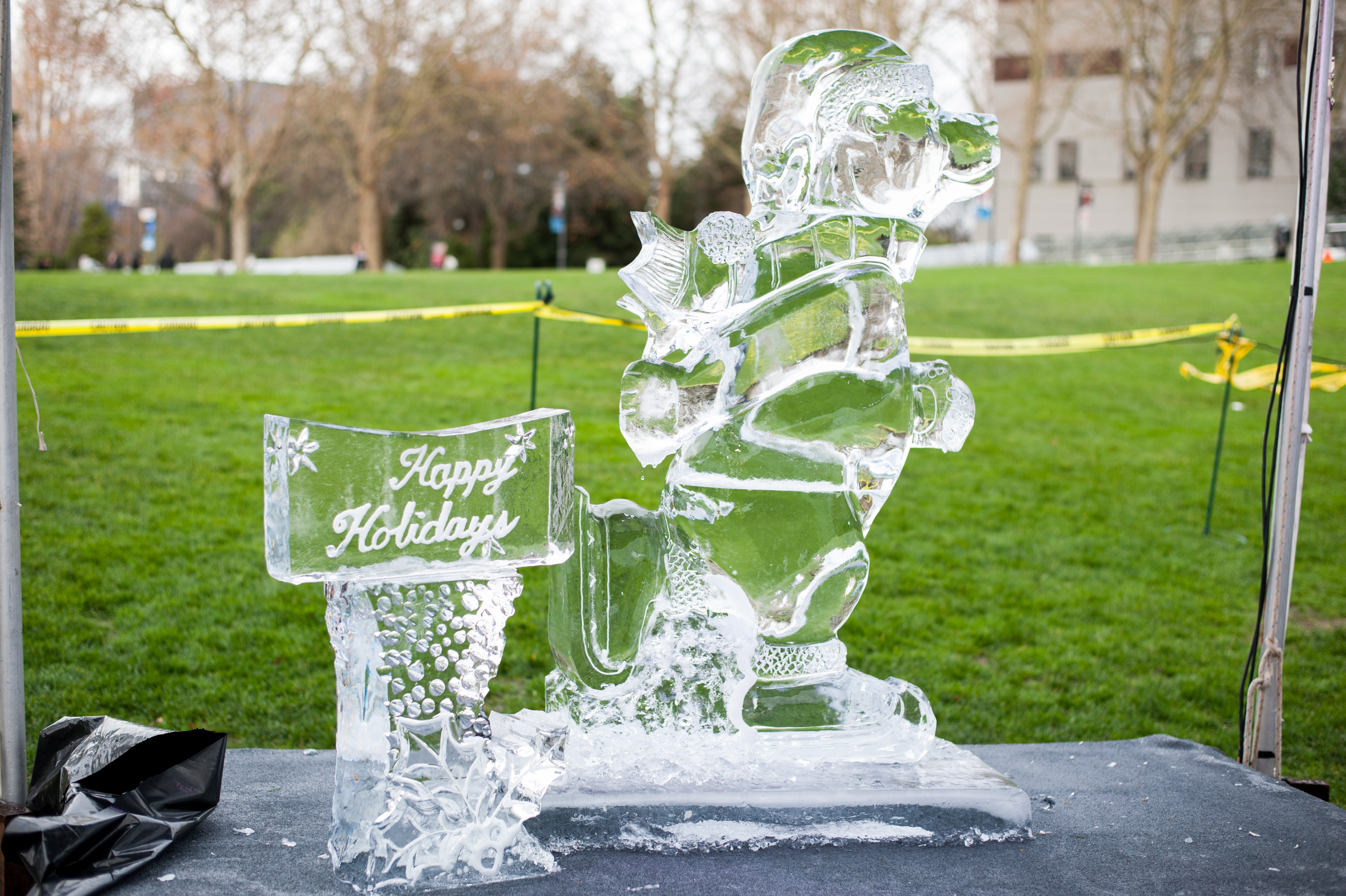Photos: Local artists celebrate holidays with gorgeous ice sculptures ...
