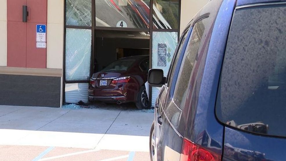Car crashes into front of store on Nine Mile Road | WEAR