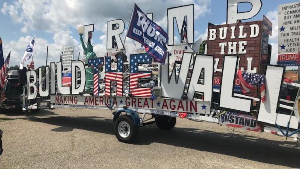 Controversial Trump float dominates Michigan parade | WHP