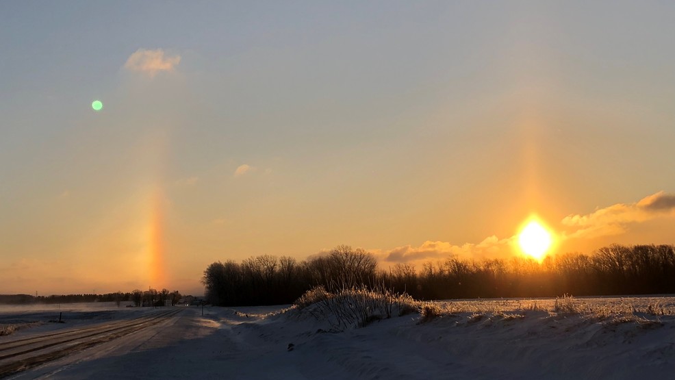 Blowing snow and ice creates snowbow in Calumet County | WLUK